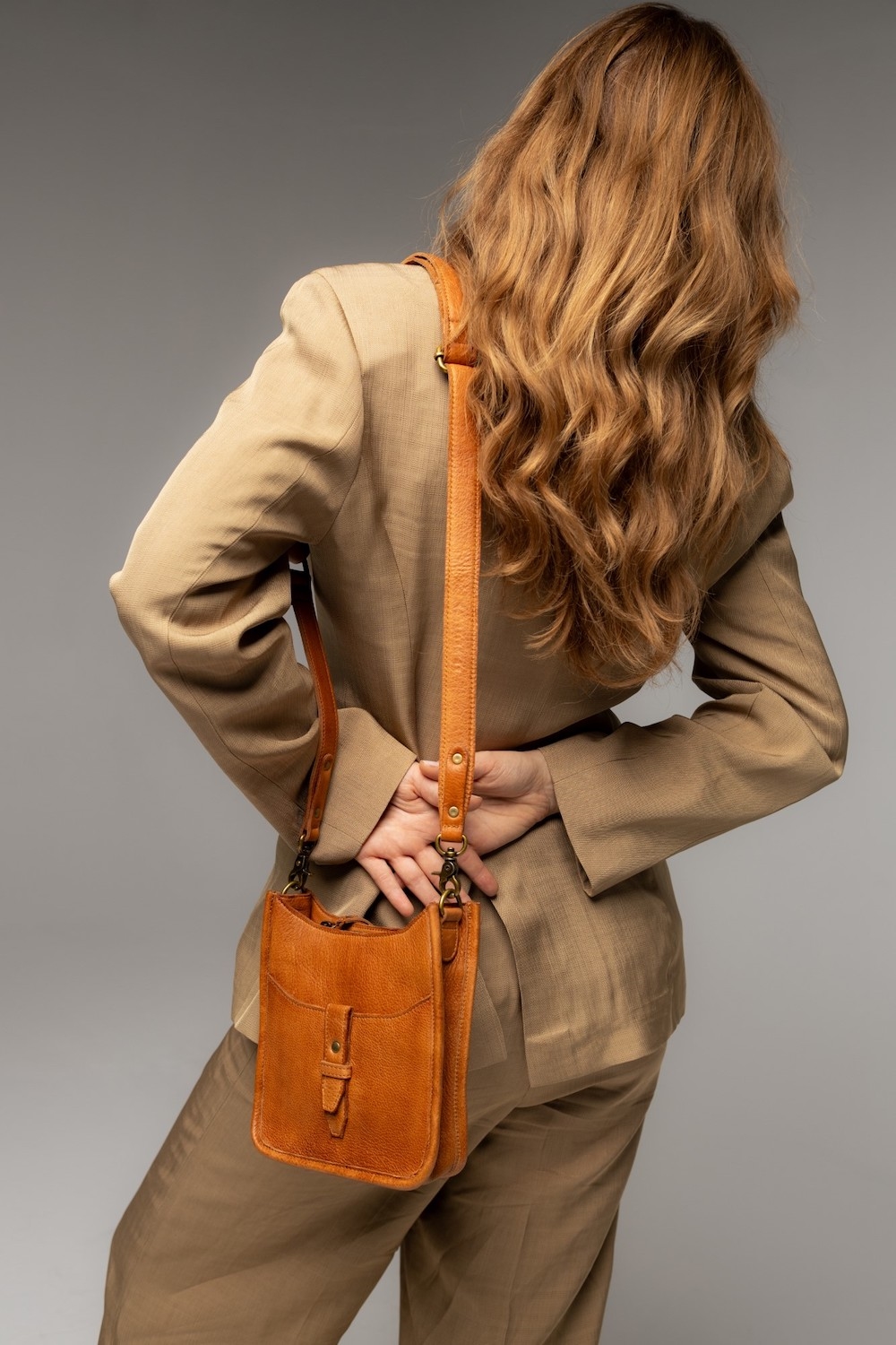 ReDesigned - June Big Shoulder Bag - Burned Tan